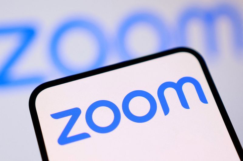Zoom raises annual forecasts, banks on AI features to drive demand ...